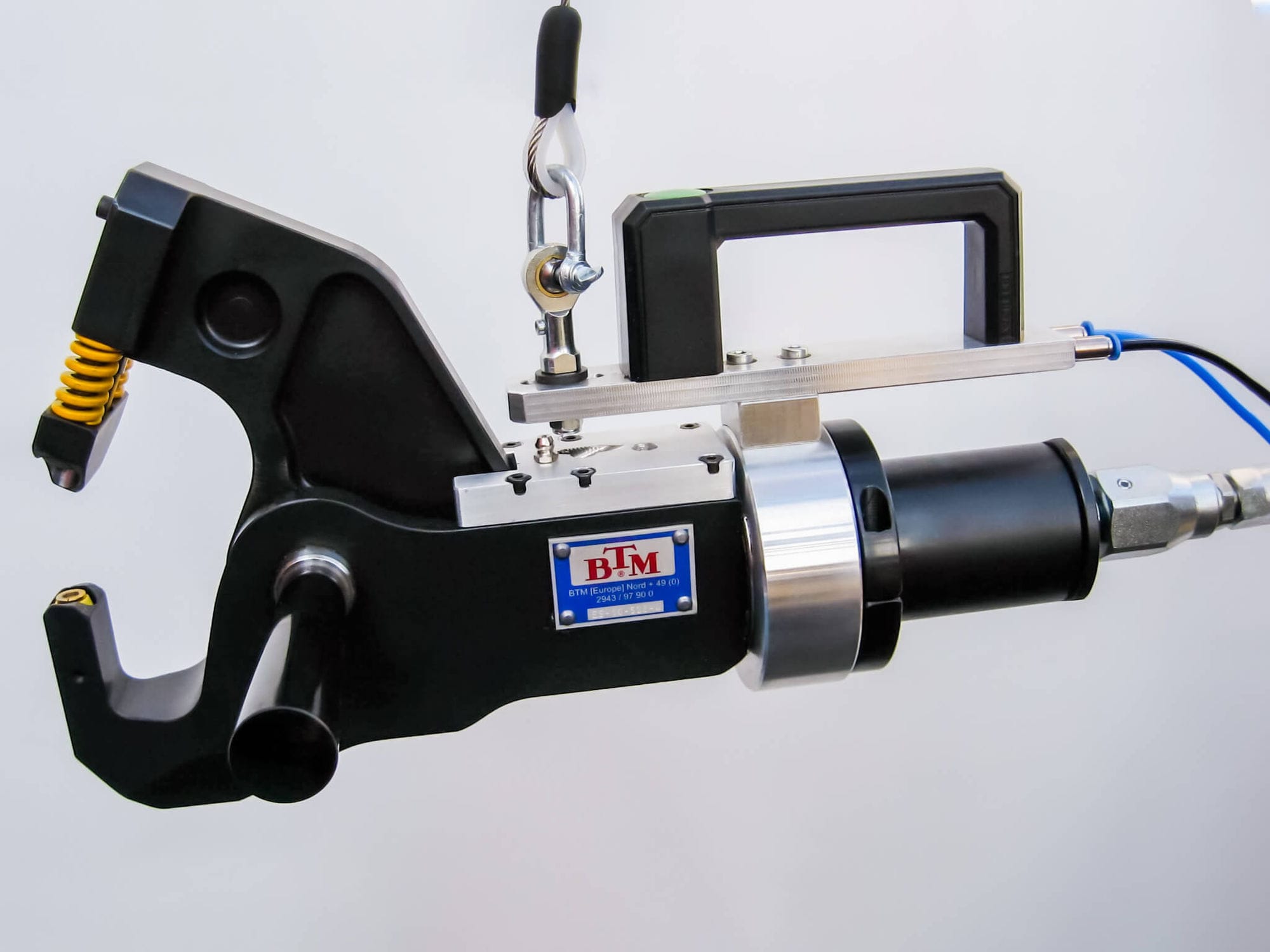 Attrezzo manuale di clinciatura pneumatico - CCU 4M-50 - BTM Europe ...