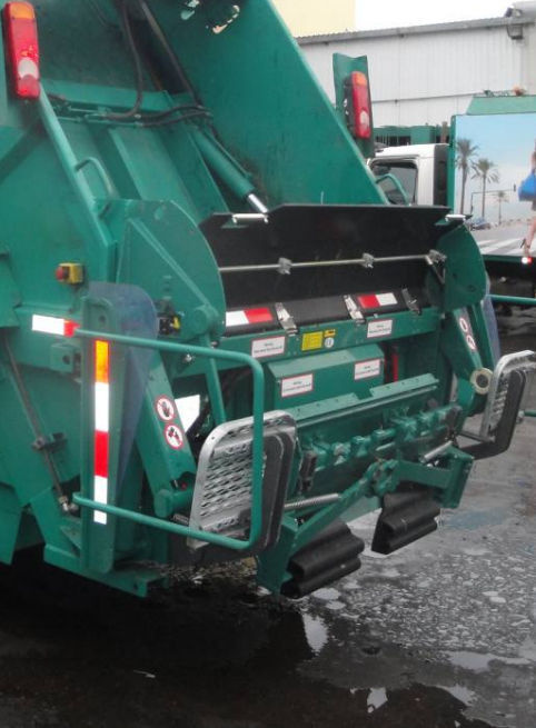 Ribaltatore per cassonetti - OMNITRADE-B - Ros Roca