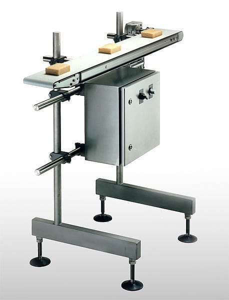 Nastro trasportatore in acciaio inox - LTH Dresden Niederlassung der ...