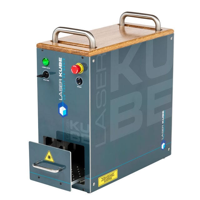 Macchina di incisione e marcatura laser a fibra - LASERKUBE - NWS Laser ...