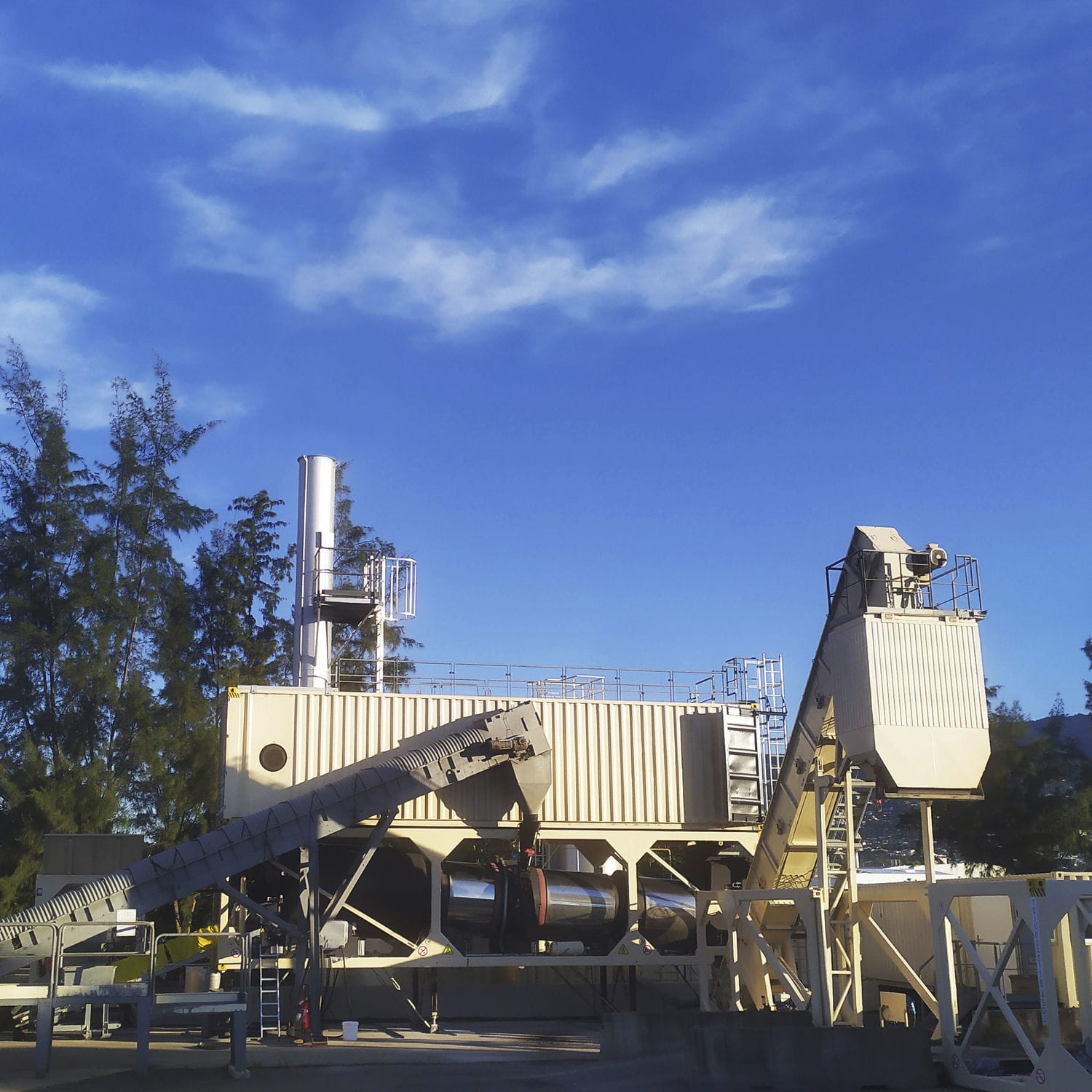 Impianto di produzione d'asfalto mobile - TSM15 EXPLORER - ERMONT SAS ...